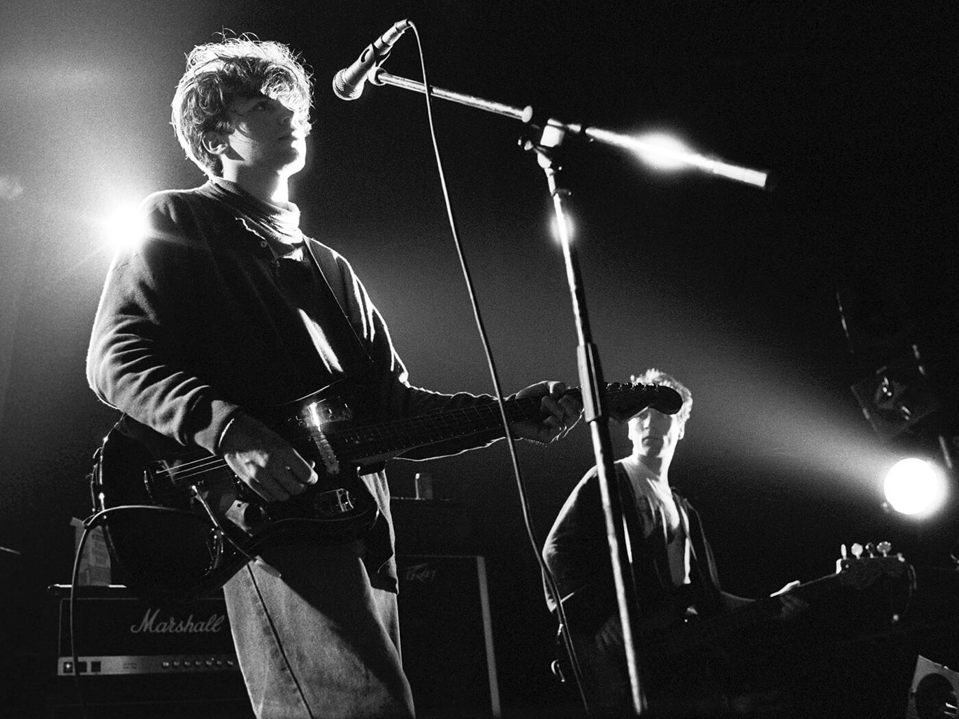 10 Of The Best Shoegaze Albums – Occasional Feel Good